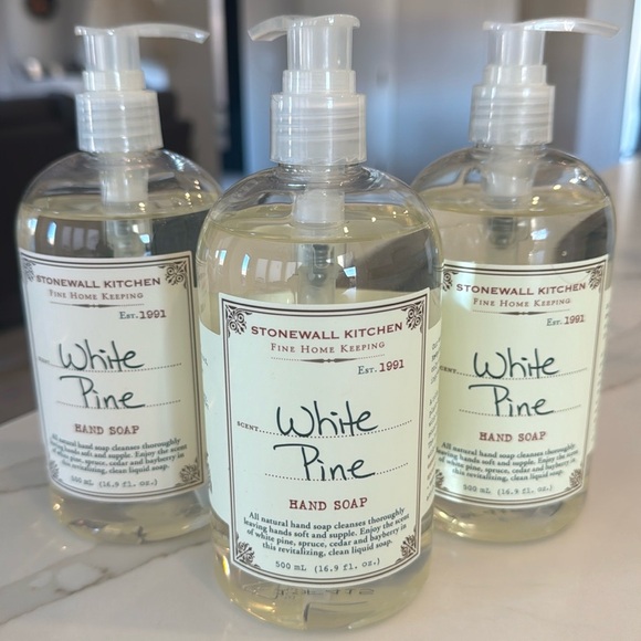 Stonewall Kitchen | Other | Stonewall Kitchen White Pine Hand Soap ...